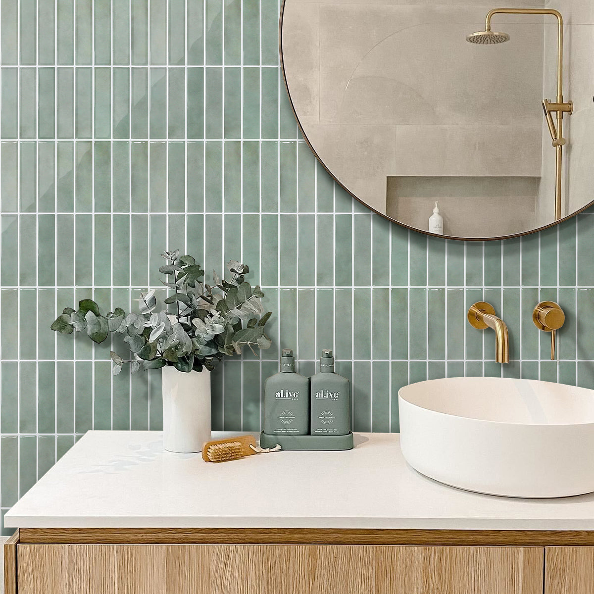 Sea Mist Green Linear Peel and Stick Backsplash Tile – Commomy